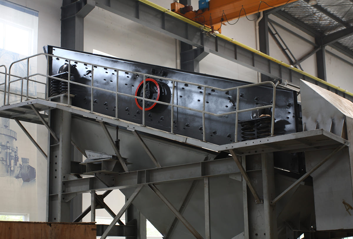 Y Vibrating Screen - SBM Mill & Crusher